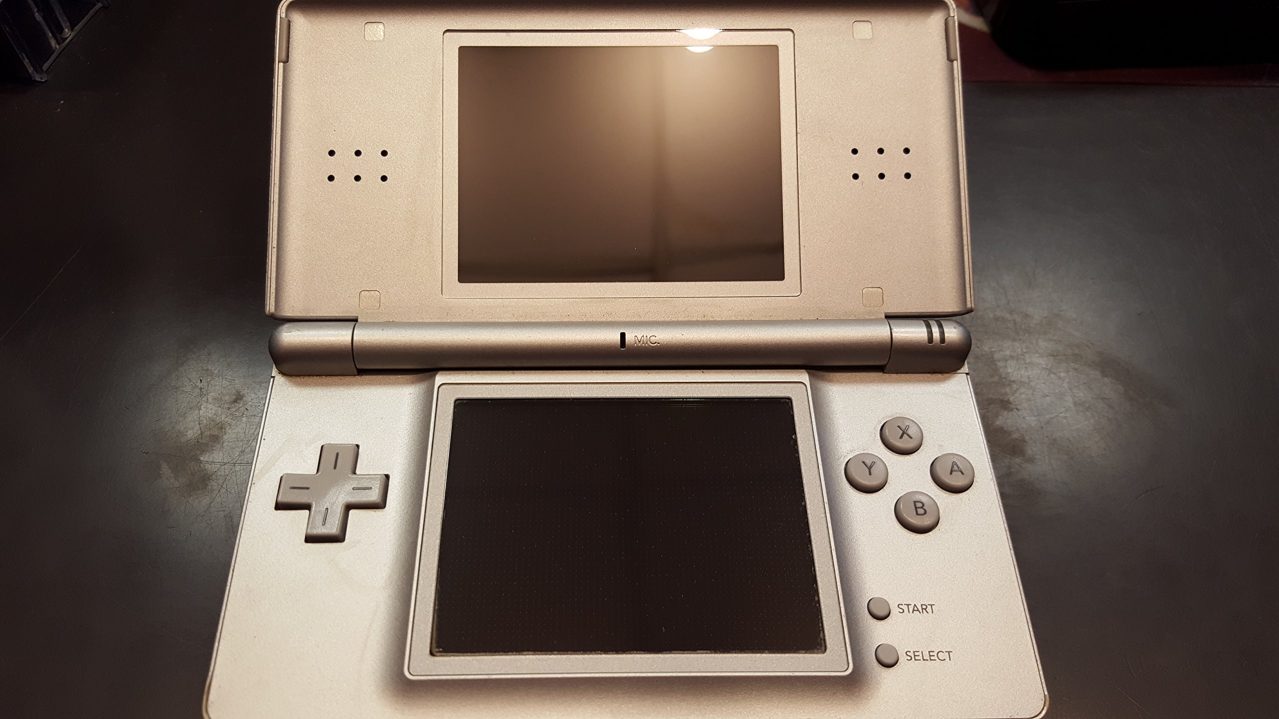 Nintendo DS Lite Emulation: How To Play Classic Games On Modern Devices ...